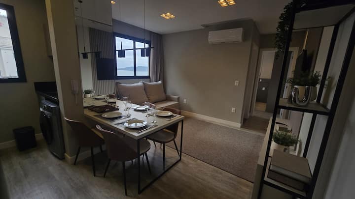 Flat No Coração Da Meia Praia! - Itapema