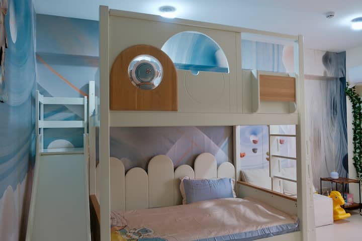 Near Bgc, Universe Themed, Slide Bed Family Kids - Pasig