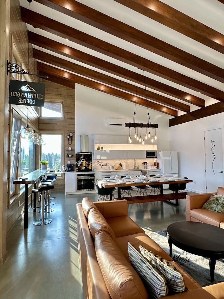 Cliffhanger Chalet · Hot Tub · Sauna · 16 Guests - Mount Washington