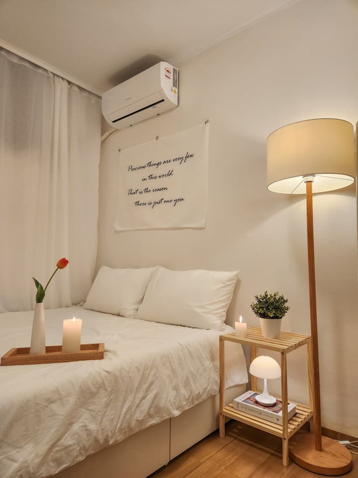 강남/압구정/신사역7분/공항버스/가로수길/침대2개 - Séoul