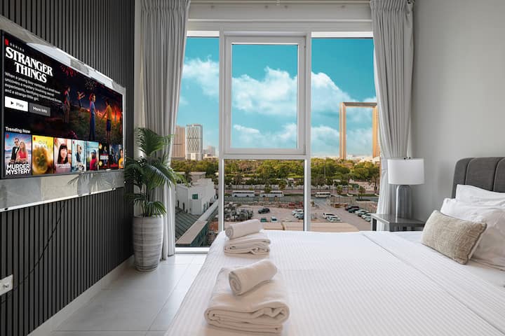 Epic Dubai Frame Views | 2 Bdr Flat | Only Stays - Émirats arabes unis