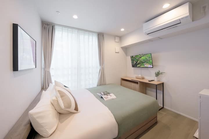 【西早稻田402】双人公寓：大床/电视/浴缸/洗衣机/厨房/wi-fi/适合办公/东西线+都电荒川线 - Harajuku