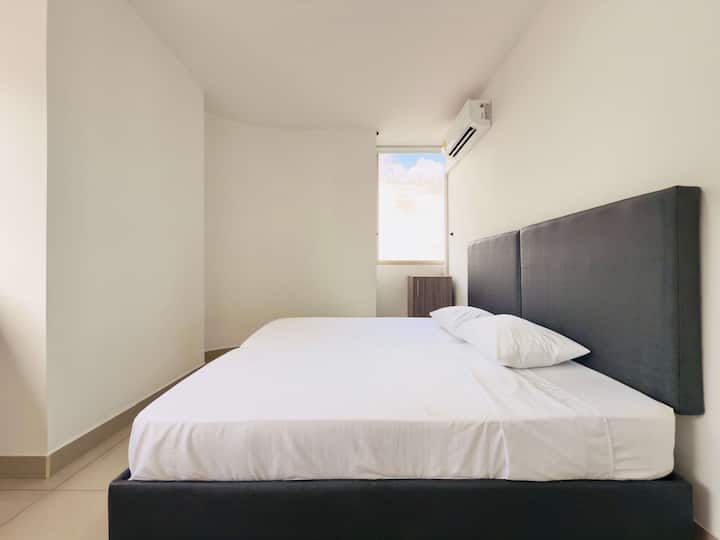 Central Studio Apartment Near Canchas Panamericana - Cali