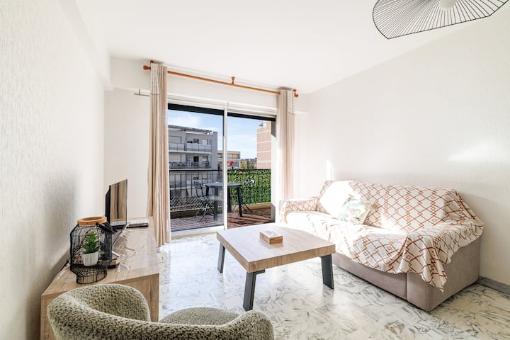 Beau 2p Traversant Avec Terrasse Centre Roquebrune - Roquebrune-Cap-Martin