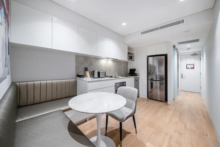 Contemporary Studio In Paddington Near Cbd & Cafés - Manly