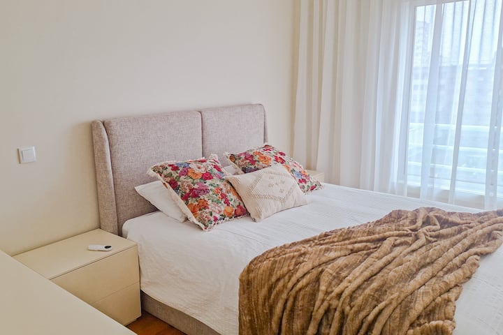 Bright 2br Apt • 900m From Beach • Next To Metro - Matosinhos