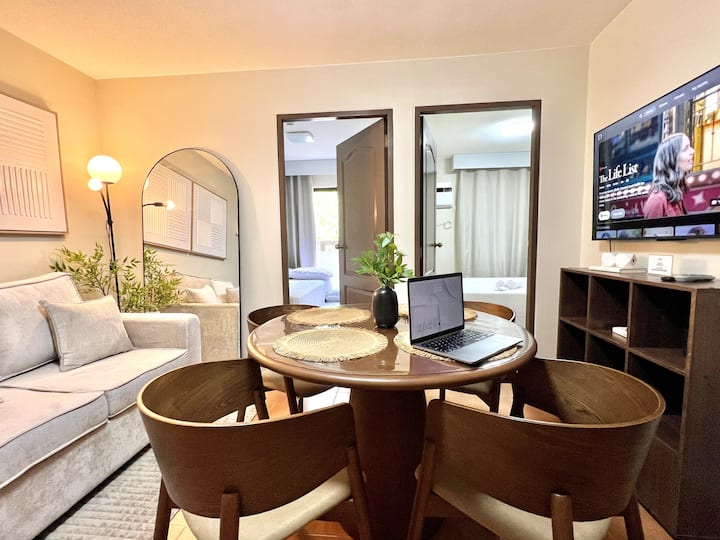 2br Condo W/ Pool & Wifi | Near Mall & Restaurants - Cagayan de Oro