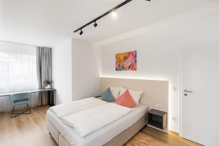 Anytime 2 - Ferienwohnung Am Uferpark Bis 11 Pers - Friedrichshafen