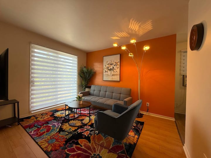 Comfortable 1br In West Island  + Free Parking - Pointe-Claire