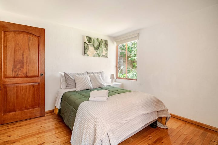 [Flowers Apartment] City Center + Netflix - Azuay