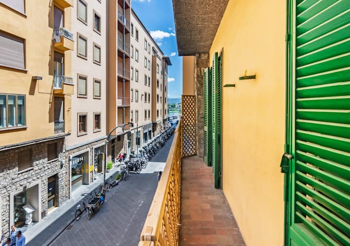 Affordable 4-room 2-bathroom Lift Ponte Vecchio - Florence