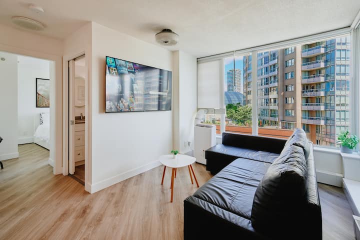 Cozy Urban Living! Hidden Gem! - Vancouver