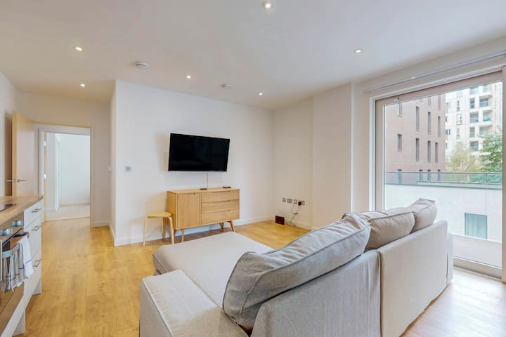 2bed By River Thames & 11min To Greenwich Station - Barking