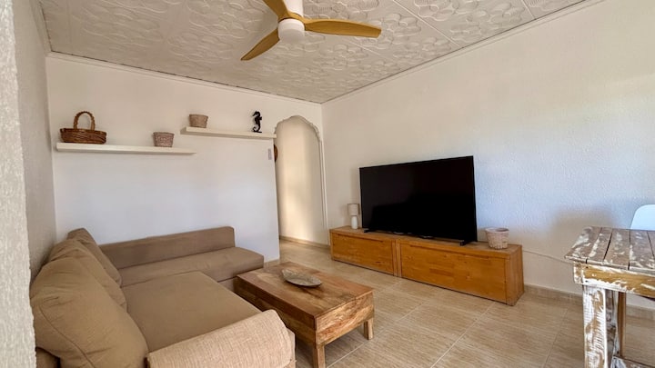 Beachfront Apartment In Gandia - Gandie