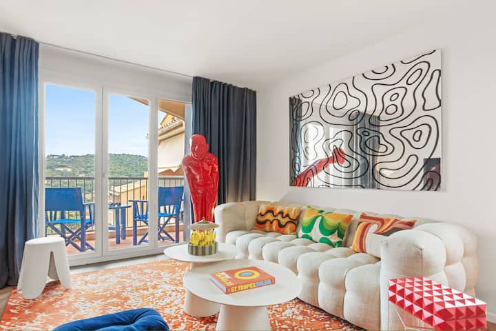 Saint-tropez Chic By Les Maisons De Charloc Homes - Saint-Tropez