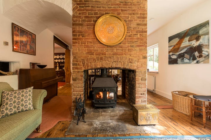 Large Family Home Based At Westerlands Farm - South Downs