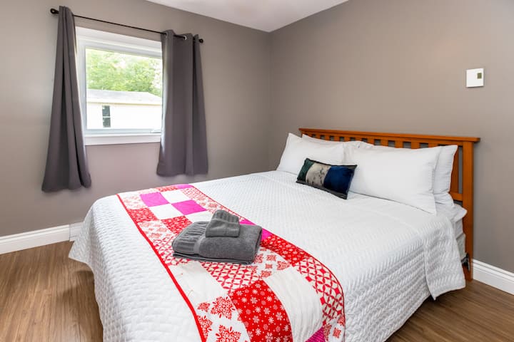 The Strawberry Suite (2 Bedroom) - Newfoundland and Labrador