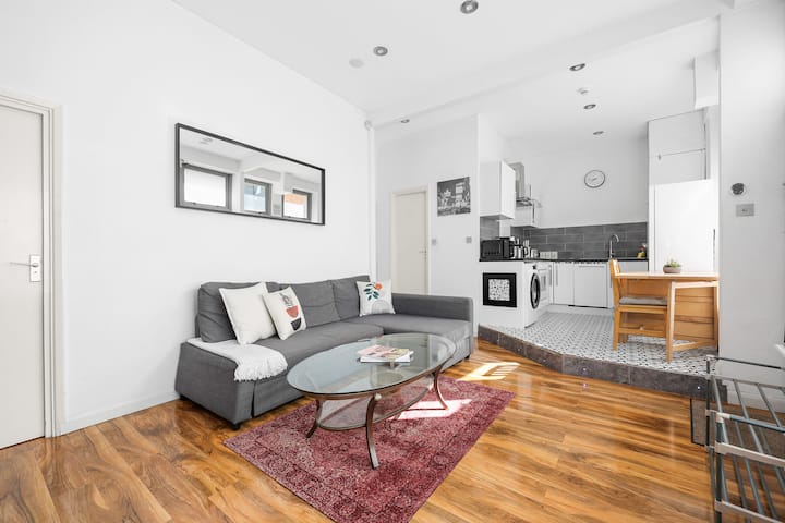 Calm Brick Lane Stay - 2 Bedroom Apartment - 中倫敦