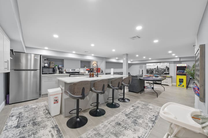 Private Oasis | Hot Tub, Grill, Arcade, Ewr 10 Min - Chatham, NJ