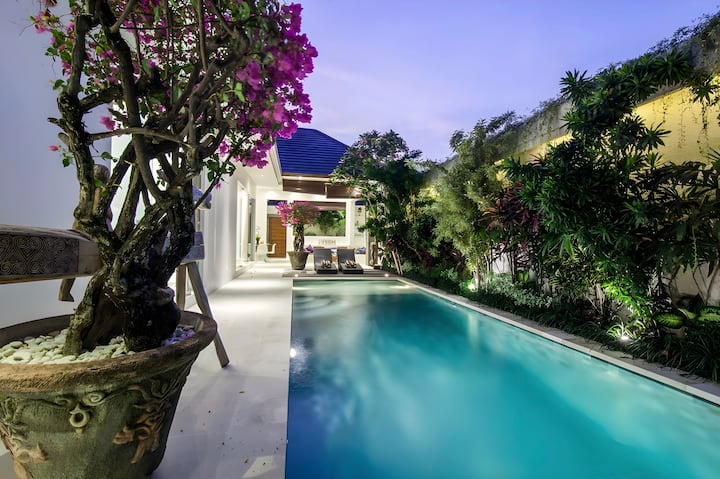 Villa Palm Merah | 2br | Seminyak - Kuta