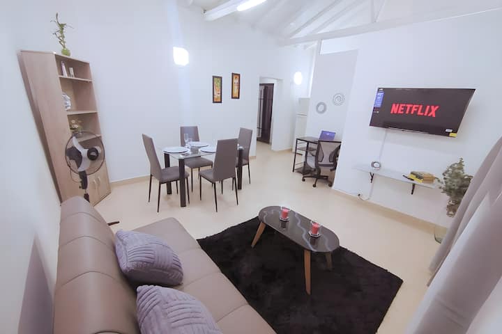 Comfort & Location · Shopping / Nightlife - Bello