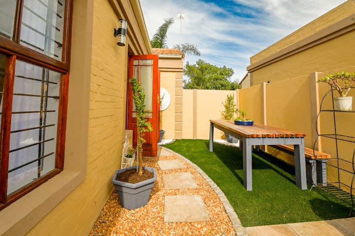 Velvet & Vine - Western Cape