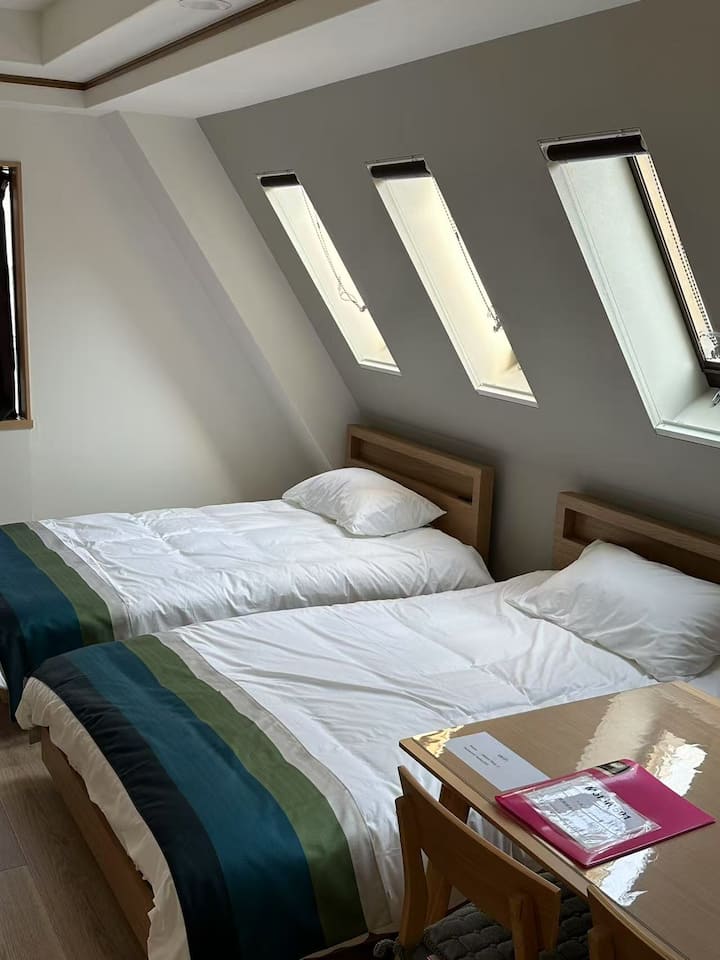 501 Melon Home|難波日本橋 徒歩10分|黒門市場 徒歩5分|心斎橋 1駅|広いお部屋 - Osaka, Japan