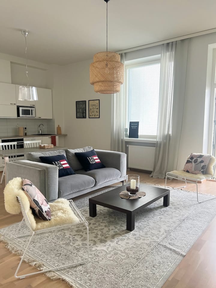 Valoisa Kaksio Ydinkeskustasta - Oulu