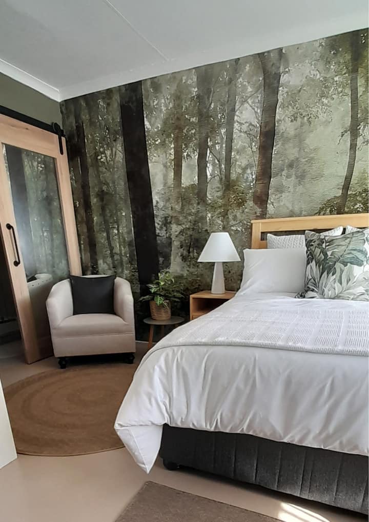 Luxury Apartment
Wifi Netflix Restaurant - Tyger Valley