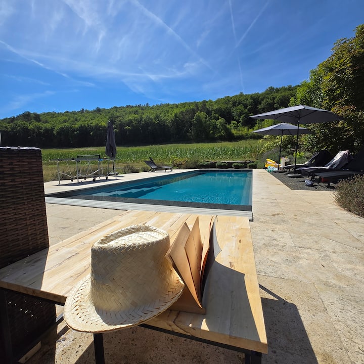 Le Sorbier, Gîte Avec Piscine - Grottes de Lascaux