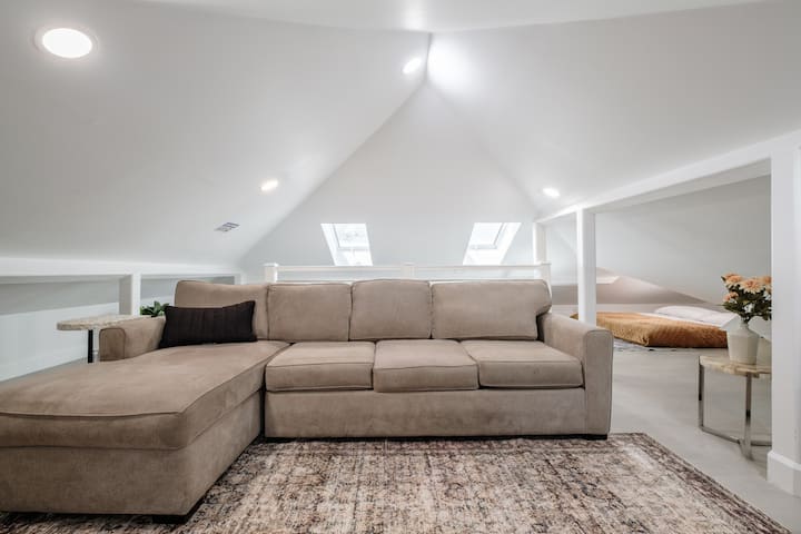 Sleeps 8 | 2 King Beds + Full Kitchen+parking Spot - San José