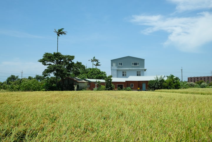 尞 Liau 民宿-紅磚老宅慢生活X設計空間x客家農村x咖啡廳|雙人房|近永安漁港 - 신펑 향