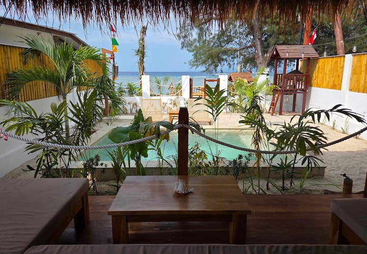 Luxury Private Beachfront 2 Br Villa Incl Breakf. - Gili Islands