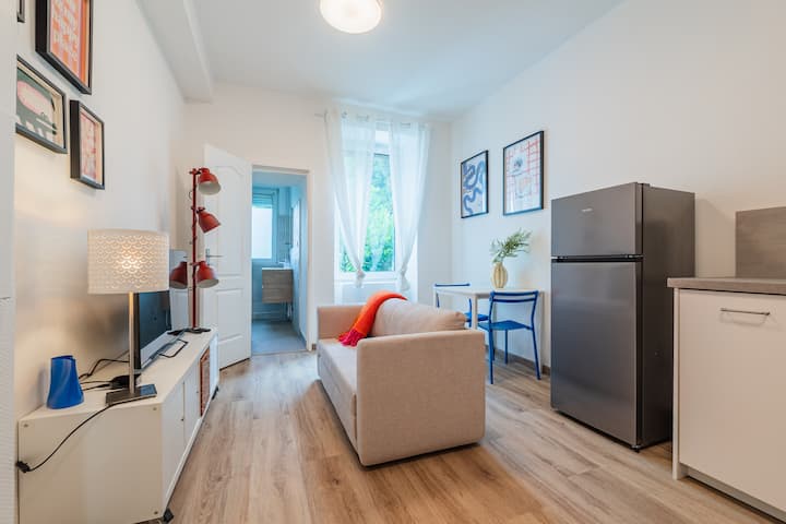 2 Pièces Avec Parking, à Deux Pas Du Tram - Strasbourg