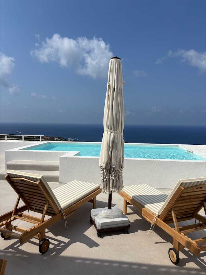 Derin Maviliklerde Huzurlu Bir Tatil - Cyprus