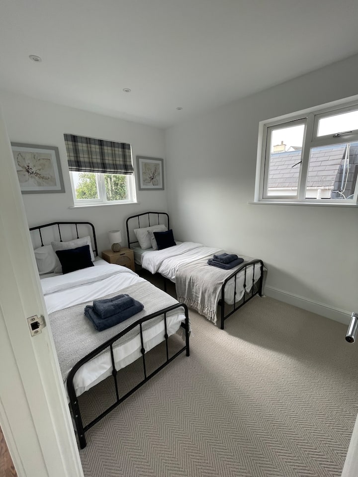 2 High Orchard - Jersey