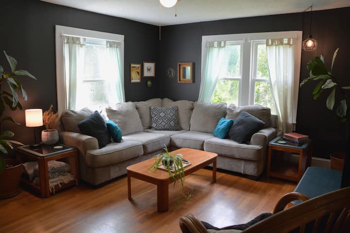 Cozy Home In Elizabethton - Biltmore, TN