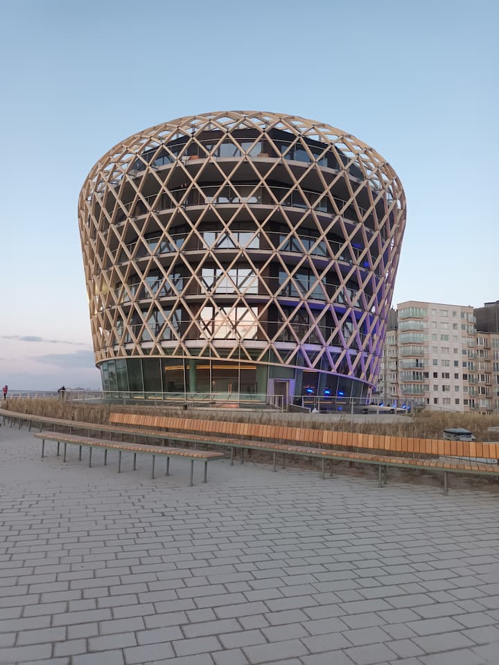 Middelkerke Studio Spacieux Rénové Vue Sur Mer - Middelkerke