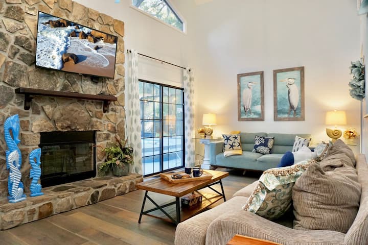 5 Br Beach House-10min To Beach-pool & Hot-tub! - Jacksonville, FL