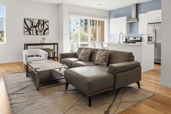 New 2 X2 Condo, Old East Dallas - 達拉斯