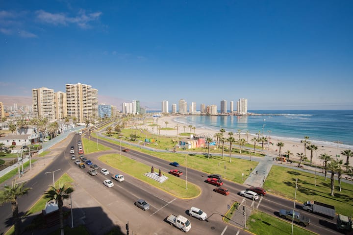 Despierta Frente A Cavancha - Iquique