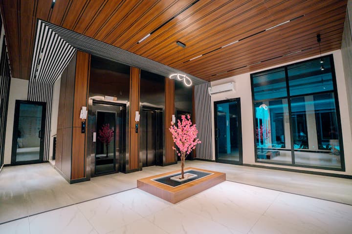 شقة بتشطيب فاخر قرب المطار ومجمع العرب -دخول ذاتي - Jeddah