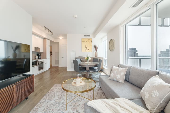 Amazing 2b Lakesview Condo Dt - Toronto