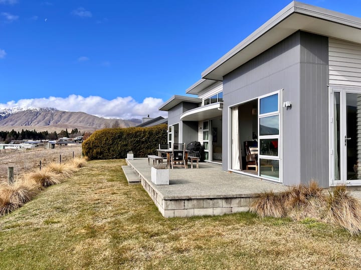 Silver Tussock | Lake Tekapo - Lake Tekapo
