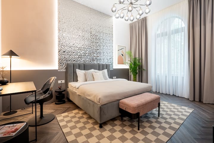 Carol Heart - Up To 12 People - 부쿠레슈티