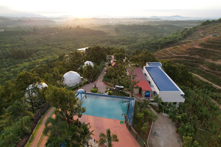 C01 - Glass Chalet - Raub