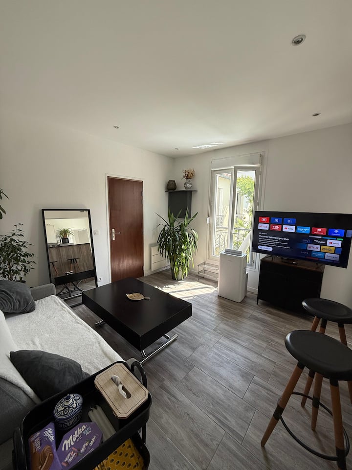 2 Pièces Spacieux, 4 Personnes, Paris - Bois-Colombes