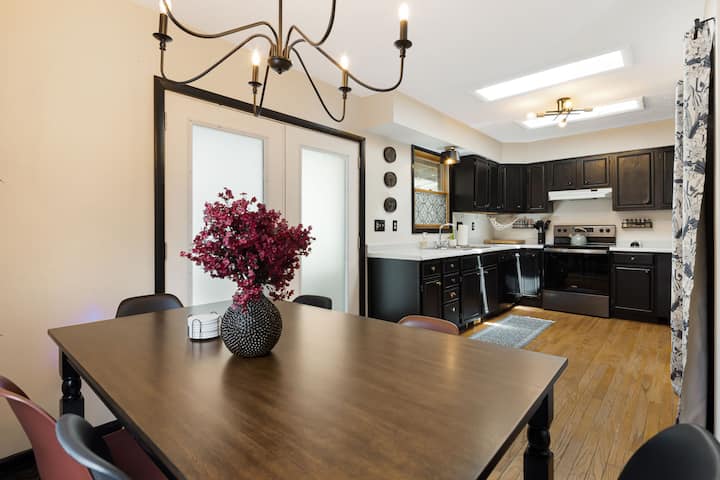 Avl-firepit-pet Friendly-coffee Bar-hot Tub! - Asheville