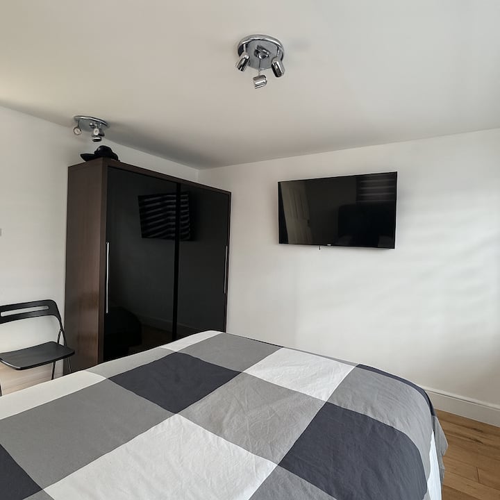 Casa Comoda - Brand New 1 Bed For Long Stays - Bromley