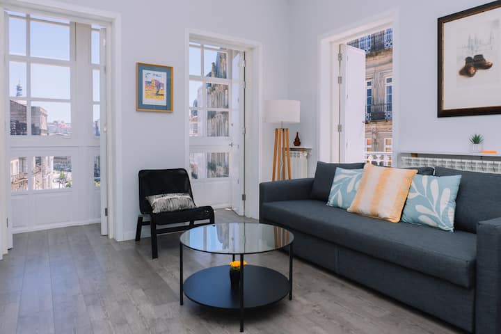 Brillo Desde La Ventana En Vigo - Vigo